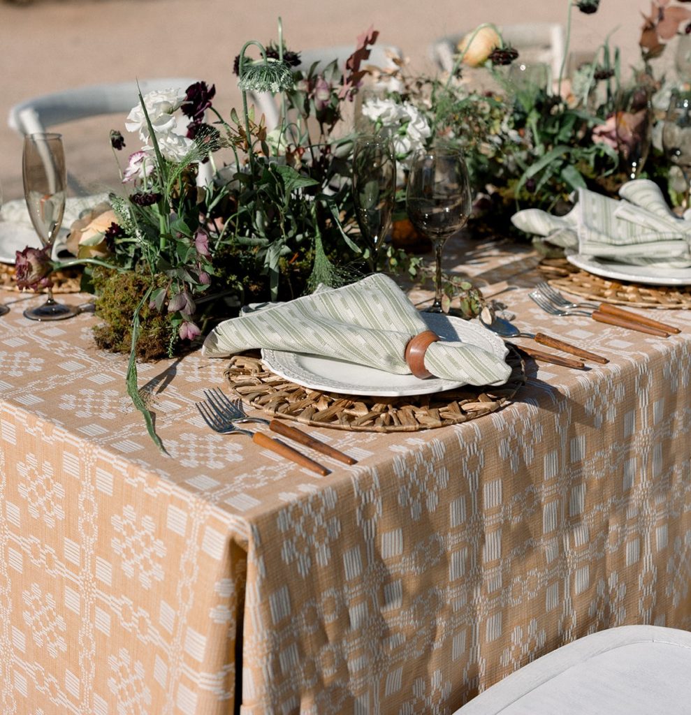 Table Linen Rental for all Occasions & Events‎ | BBJ La Tavola